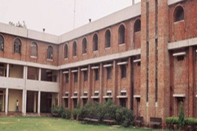 Inside Shri Ram College of Commerce (SRCC), Delhi University: Courses ...